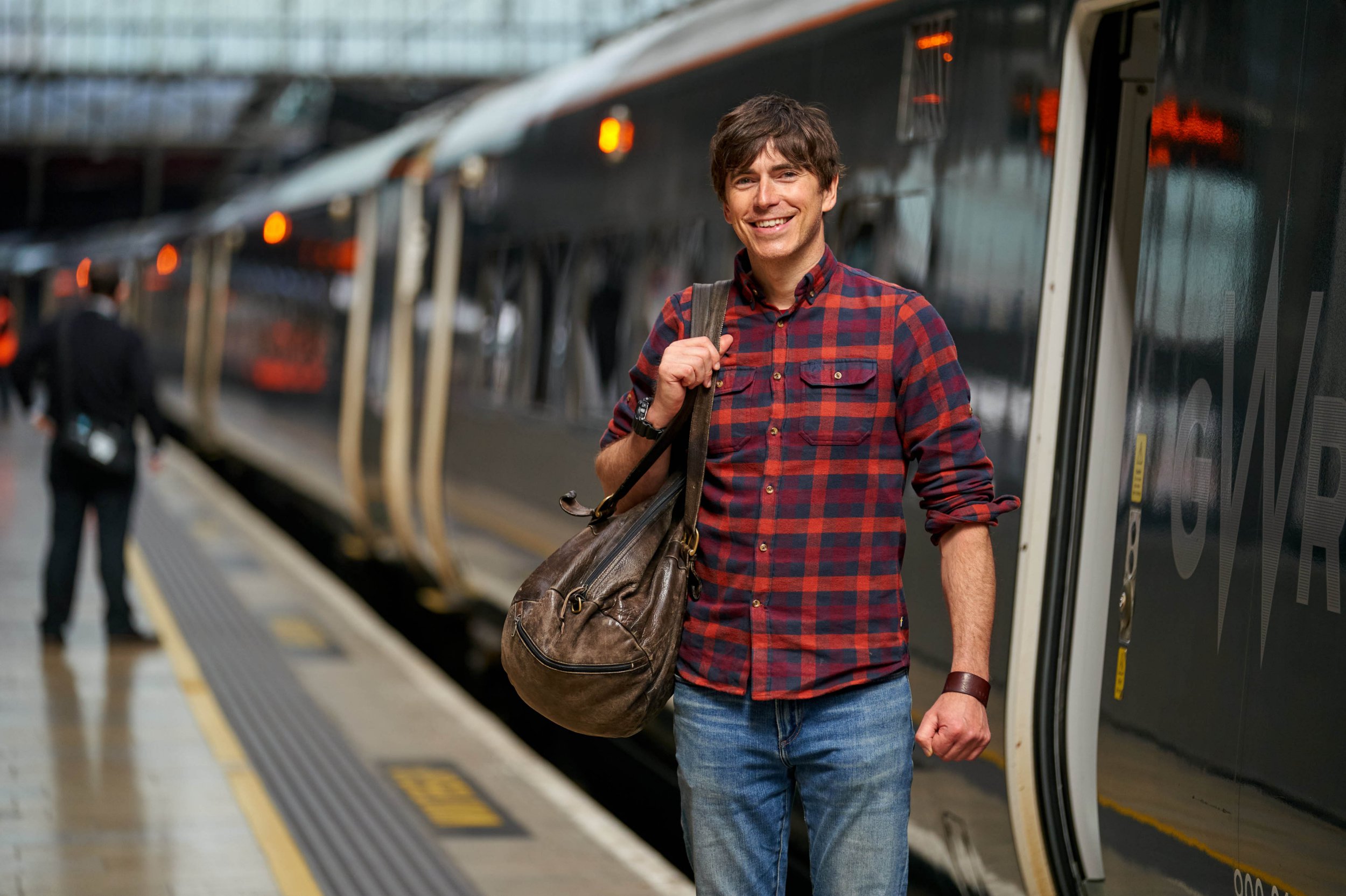 Living in the UK: Pros and Cons - 2026 Updated
